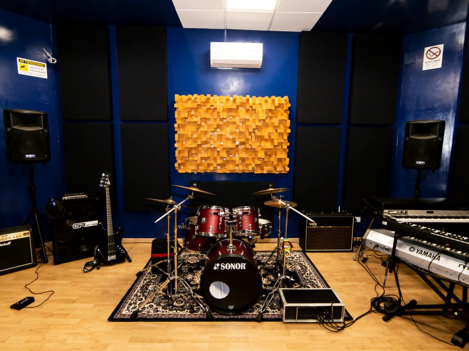 Gymnasium Soundproofing - Acoustic Sound Insulation | Global Acoustic